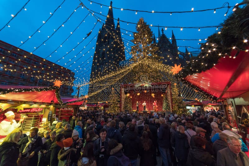 Colonia - Mercado De La Navidad Imagen de archivo editorial - Imagen de ...
