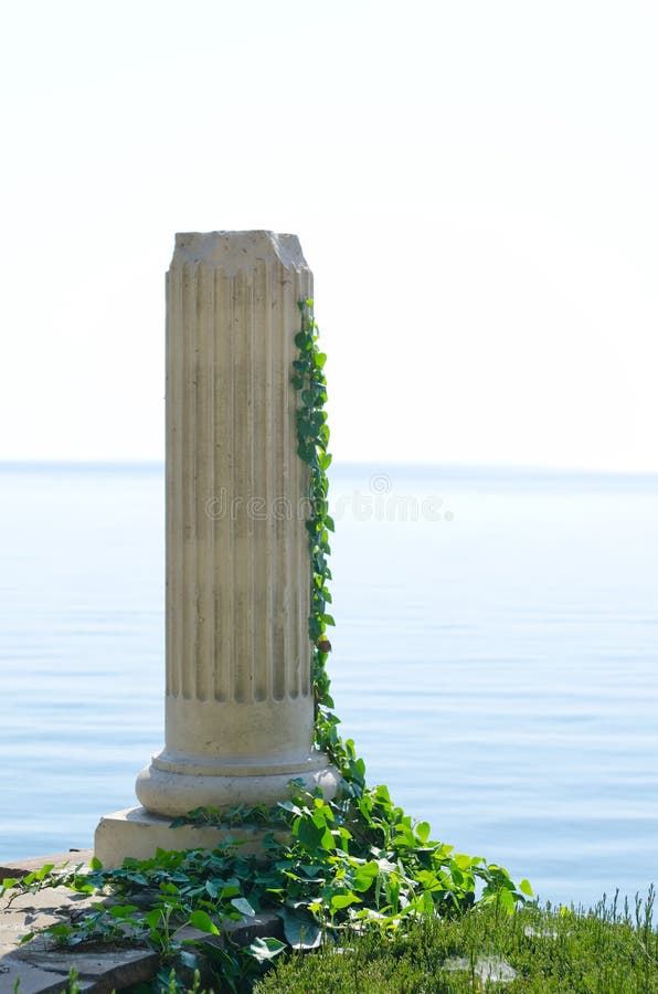 Colonna greca antica immagine stock. Immagine di storia - 24626295