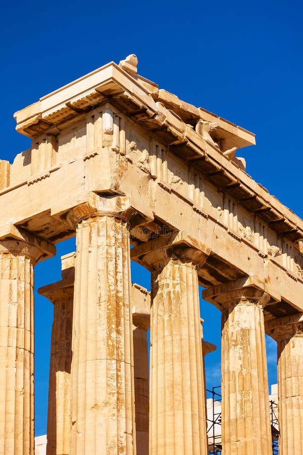 Colonnes de parthenon image stock. Image du marbre, rassemblez - 50939003