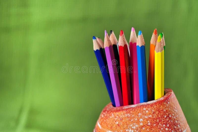 159 Colored Pencils Pot Isolated Stock Photos - Free & Royalty-Free ...