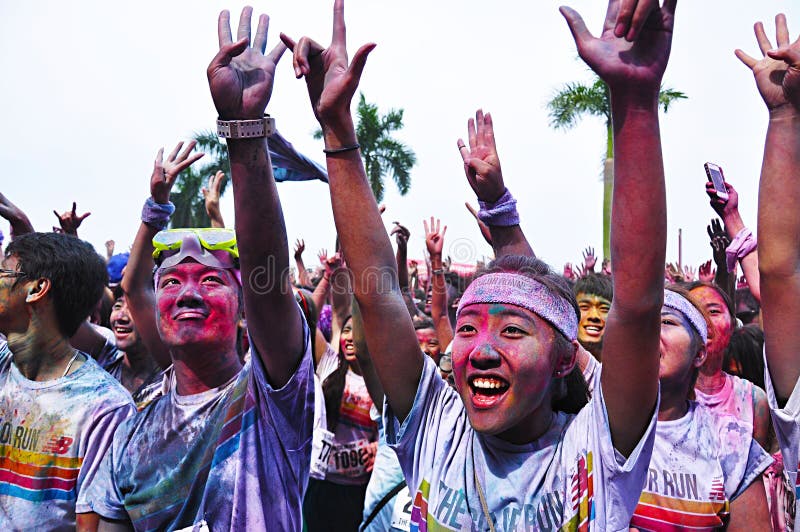The Color Run china editorial photography. Image of dero - 63553352