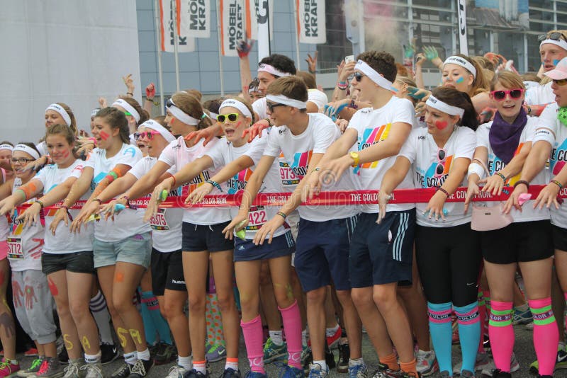 Color Run Hamburg 2014 editorial image. Image of september - 47653815