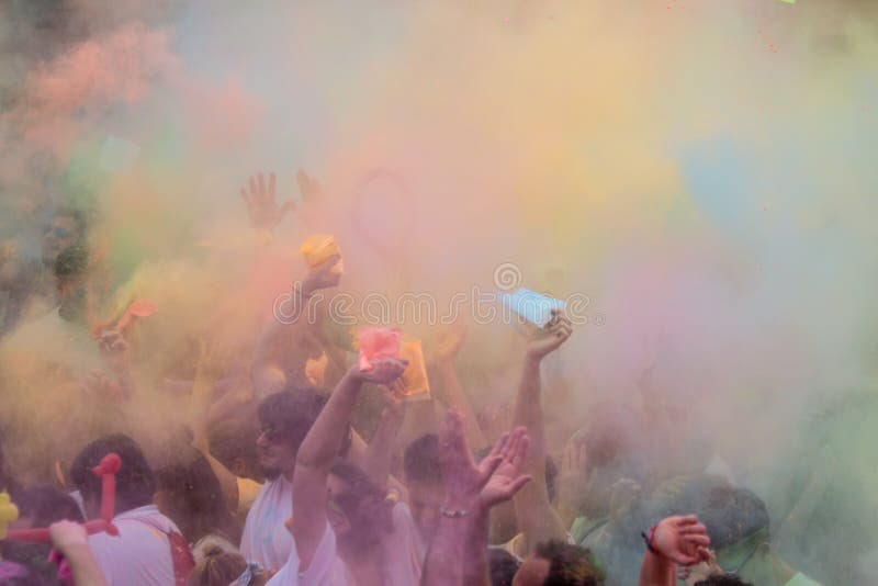 Color Run editorial photo. Image of powder, athletic - 99632531