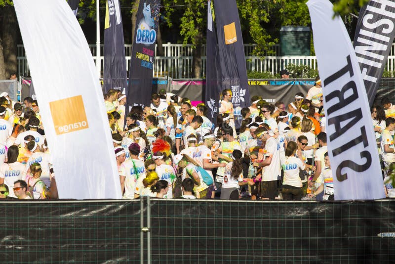 Runners at the Start of a Color Run Race Editorial Stock Image - Image ...