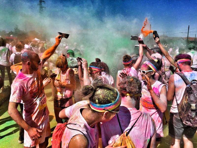 The Color Run Tour 2015 editorial stock image. Image of editorial ...