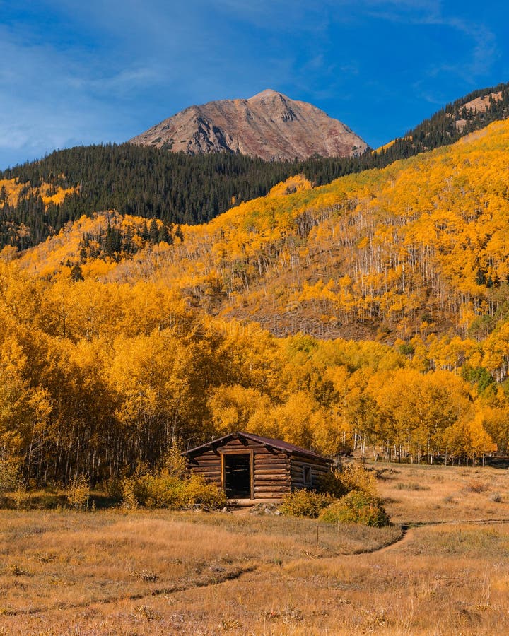 Solidary Cabin Stock Photos - Free & Royalty-Free Stock Photos from ...