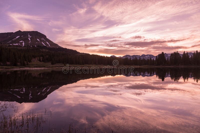 Colorado Wilderness Lake Sunrise Reflection Stock Image - Image of ...