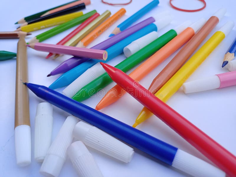 Colored Marking Pens and Pencils on Table Stock Photo - Image of organ ...