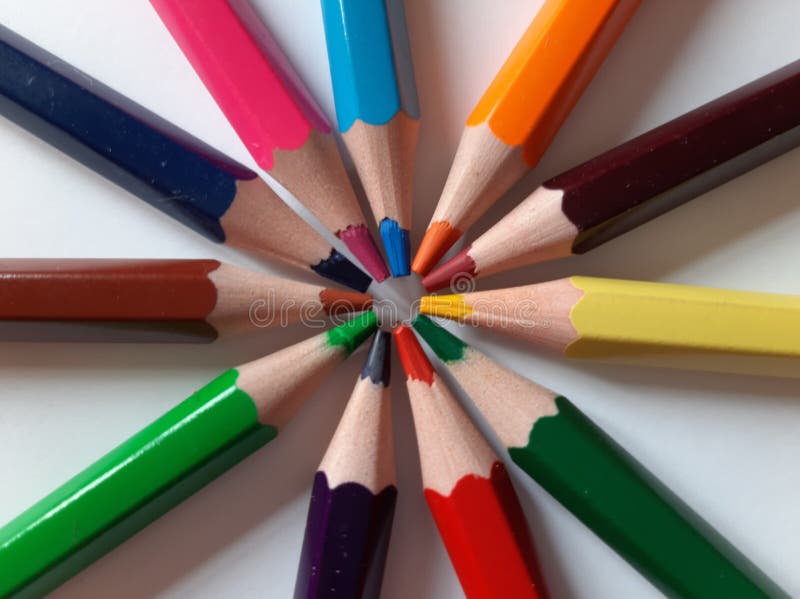 Colored pencils in circle stock image. Image of circle - 192610005