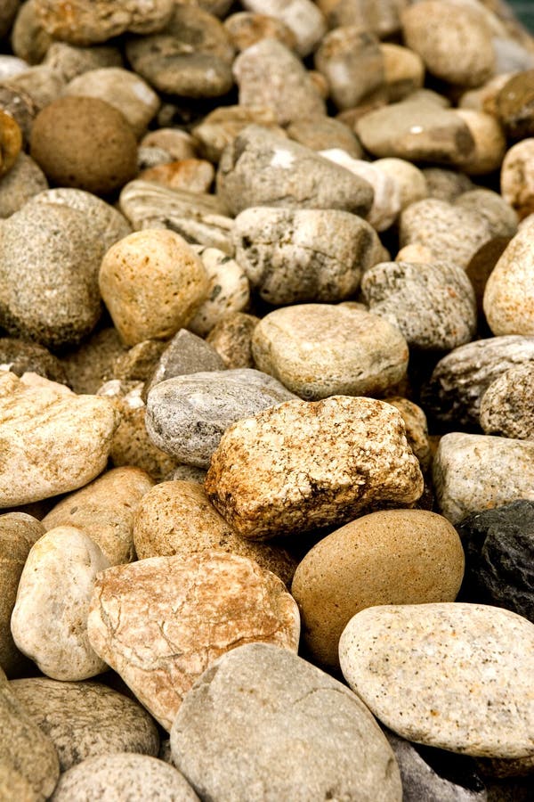 Colored Rocks, Gemstones and Minerals for Sale in Bryce Village in Utah ...