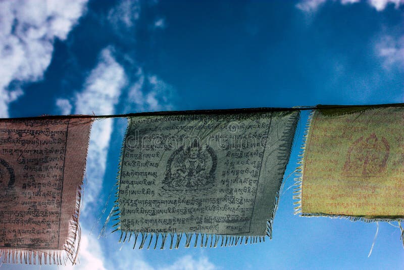 Colores de Nepal foto editorial. Imagen de herencia - 127182936