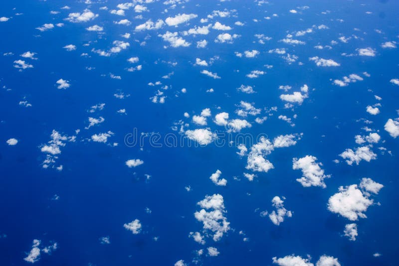 Colores del cielo foto de archivo. Imagen de océano - 120248674