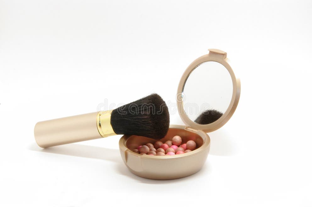 Colorete y borla imagen de archivo. Imagen de colorete - 8482655