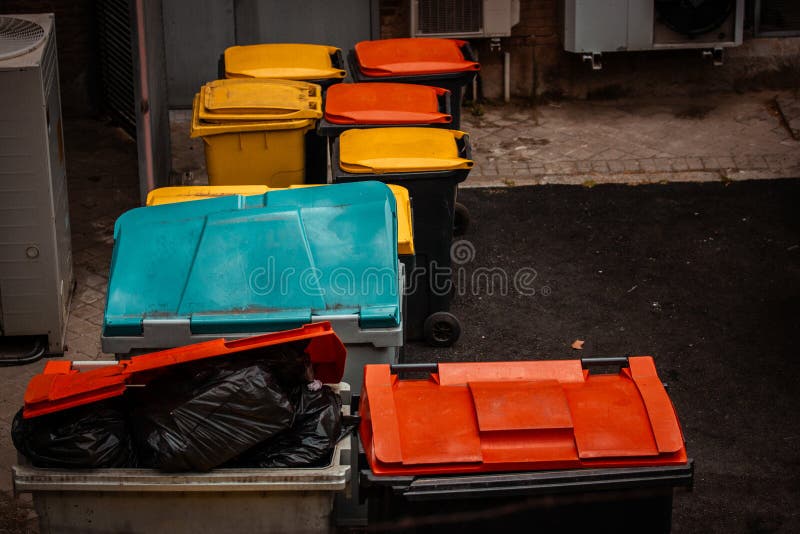 124 Trash Dumpster Types Stock Photos - Free & Royalty-Free Stock ...