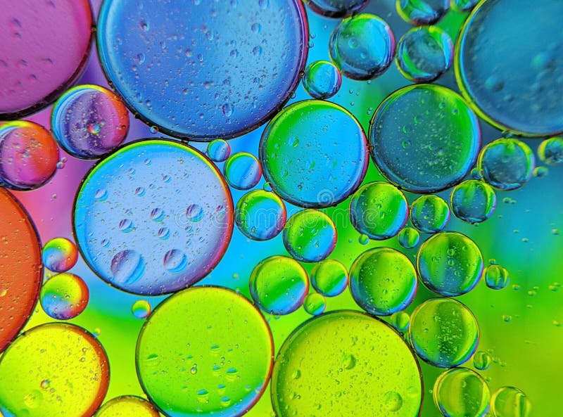 Colorful Bubbles Abstract Background, Oil Bubbles in Transparent Liquid ...