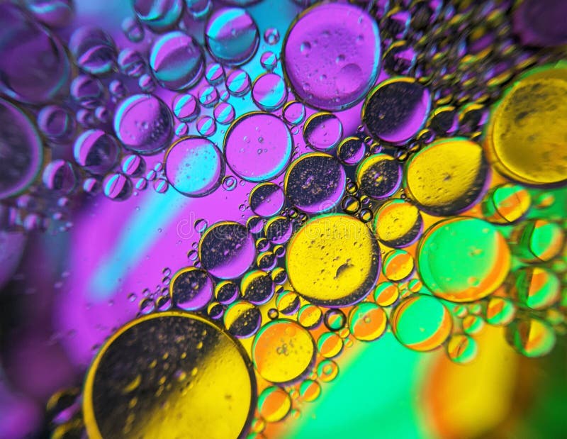 Colorful Bubbles Abstract Background, Oil Bubbles in Transparent Liquid ...