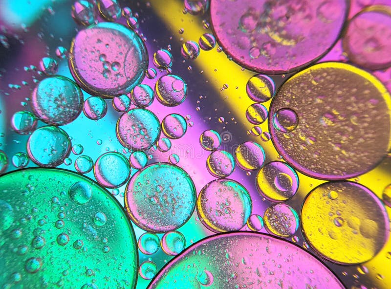 Colorful Bubbles Abstract Background, Oil Bubbles in Transparent Liquid ...