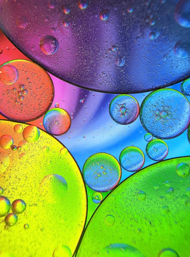Colorful Bubbles Abstract Background, Oil Bubbles in Transparent Liquid ...