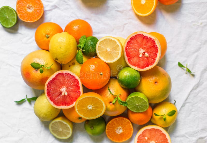 Colorful Citrus Fruit Like Lemon, Lime, Orange, Grapefruit, Tangerine ...