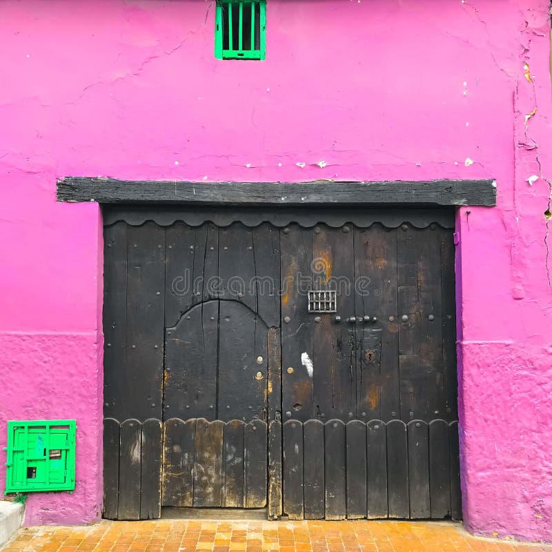 Pink Doors Stock Illustrations – 856 Pink Doors Stock Illustrations ...