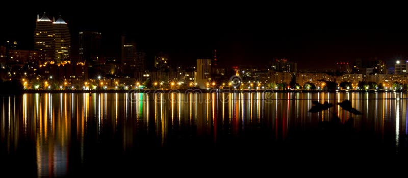 Colorful Lights and the Reflection of the Night Metropolis Editorial ...
