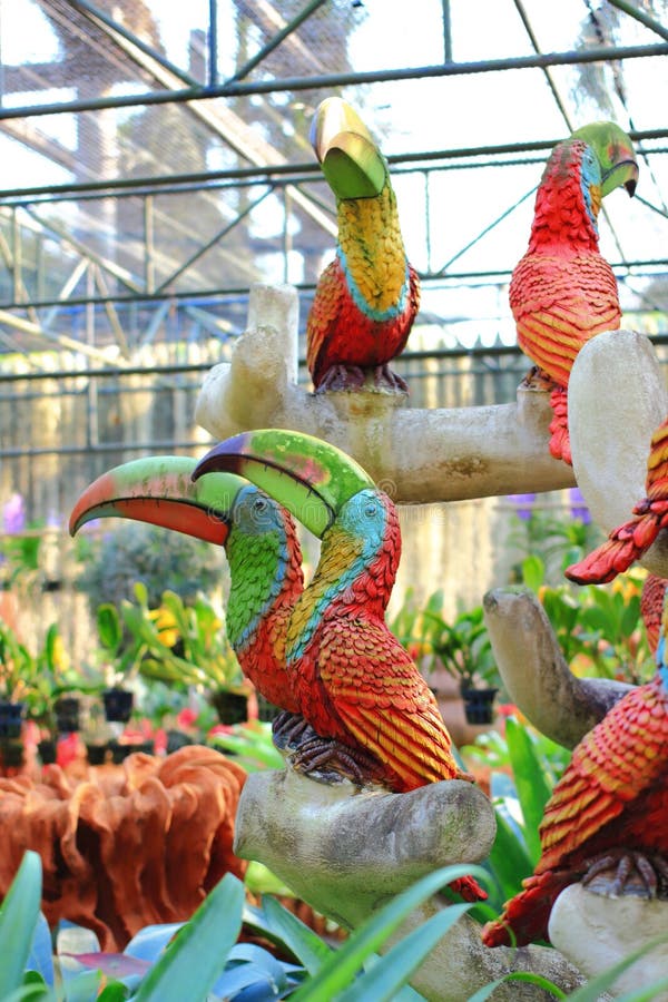 Colorful Parrot Statue in Garden Stock Photo - Image of parrot, local ...