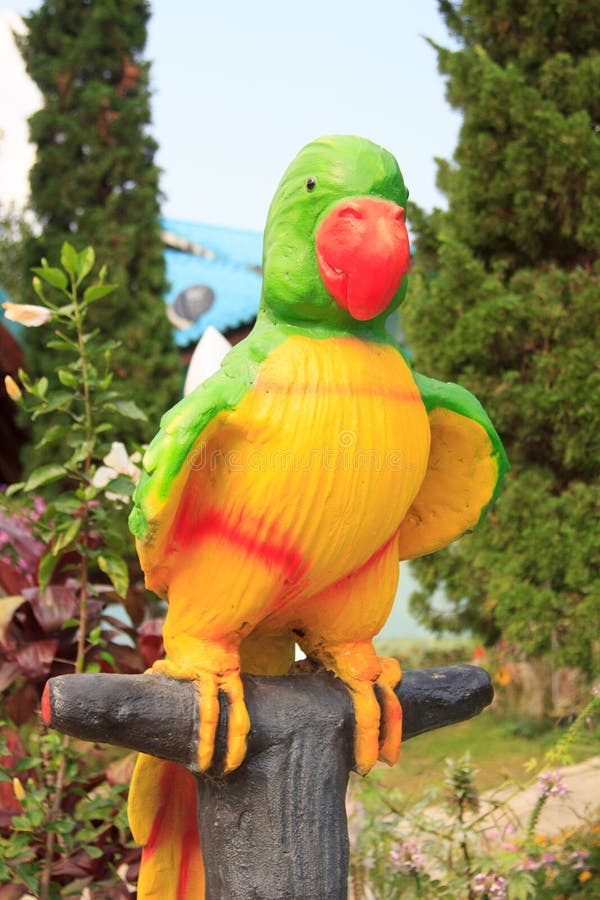 Colorful Parrot Statue Public Park Stock Photos - Free & Royalty-Free ...