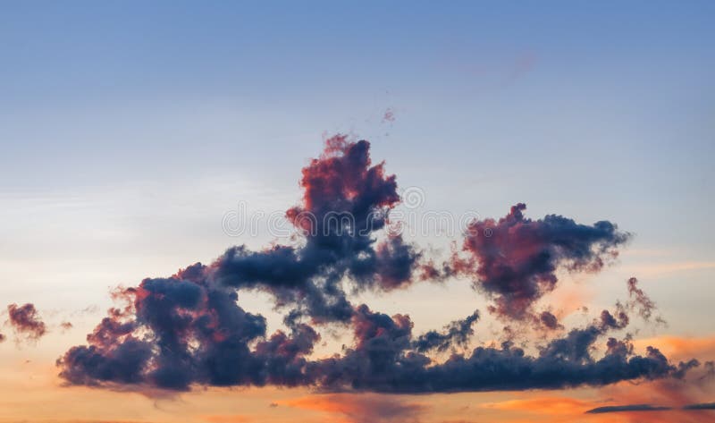 Saturated Background of the Setting Sun Sky with Vivid Clouds Close Up ...