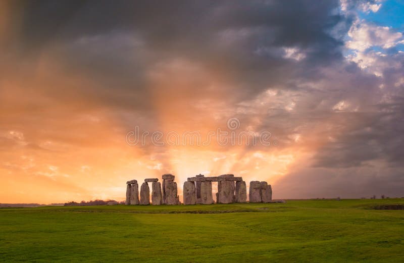 Colorful Sunset at Stonehenge in England Stock Image - Image of ...