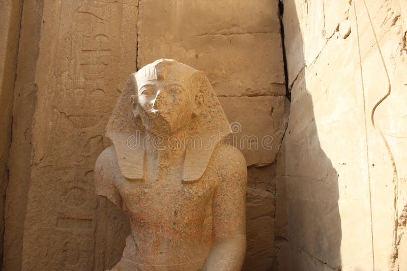 Colossal Statue of King Pharaoh at Karnak Temple Stock Image - Image of ...