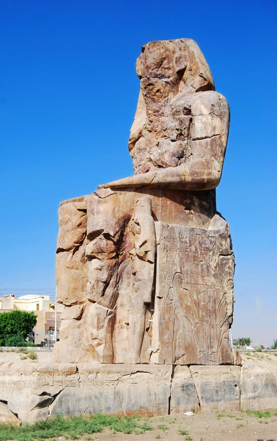 Colosse De Memnon, Statue De Pharaon Amenhotep III, Louxor Photo stock ...