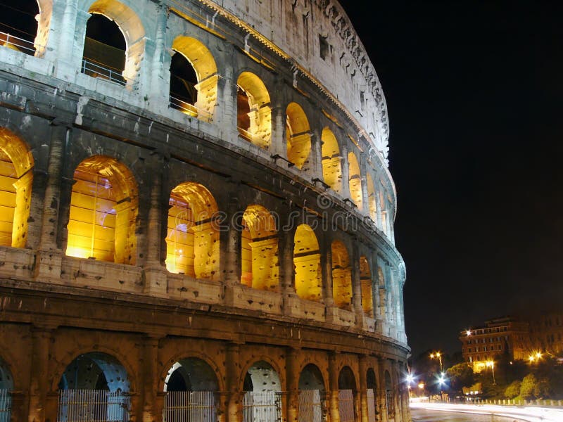 Colosseo Alla Notte, Roma Immagine. Immagine: 3710006