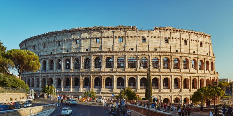 The Colosseum - Largest Amphitheatre Stock Photo - Image of ancient ...