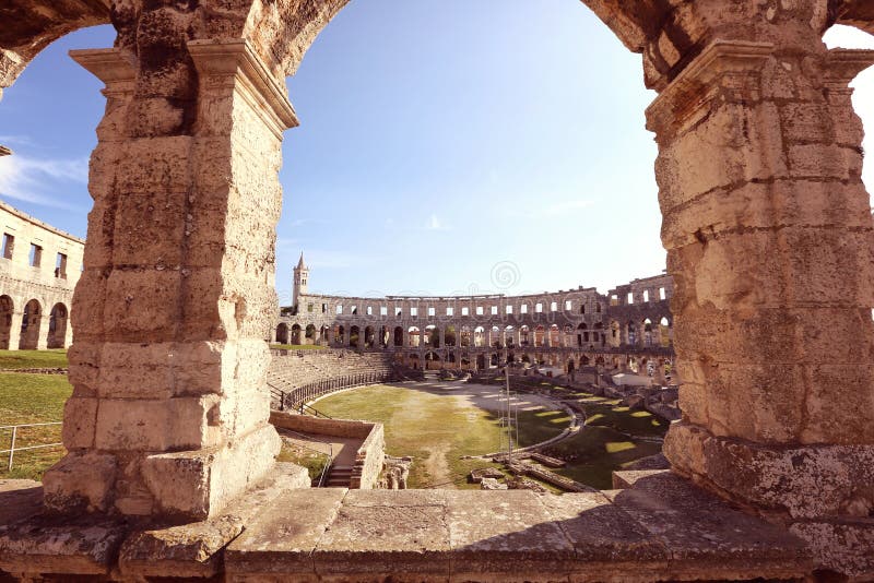 Colosseum Walls in Rome, Italy Stock Image - Image of historic, famous ...