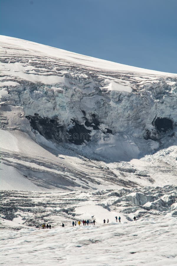 The Columbia Ice Fields editorial image. Image of glacier - 51044730