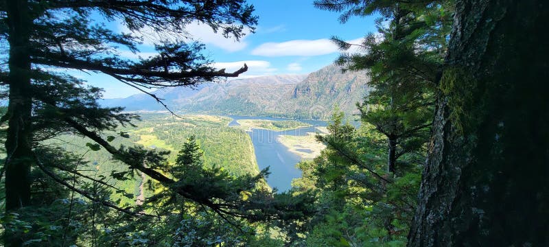 Columbia River Gorge from Washington Side at Bracon Rock Stock Photo ...