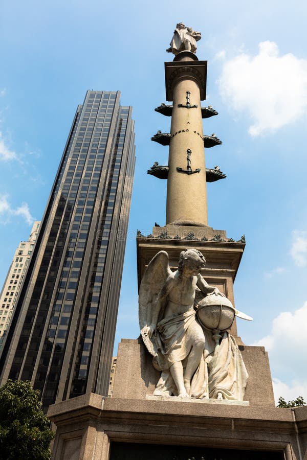 Columbus circle, NYC editorial photography. Image of beaux - 87367292