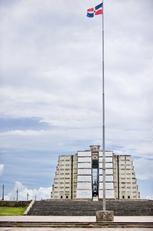 Tourists Visit the Christopher Columbus Lighthouse in Santo Domingo ...