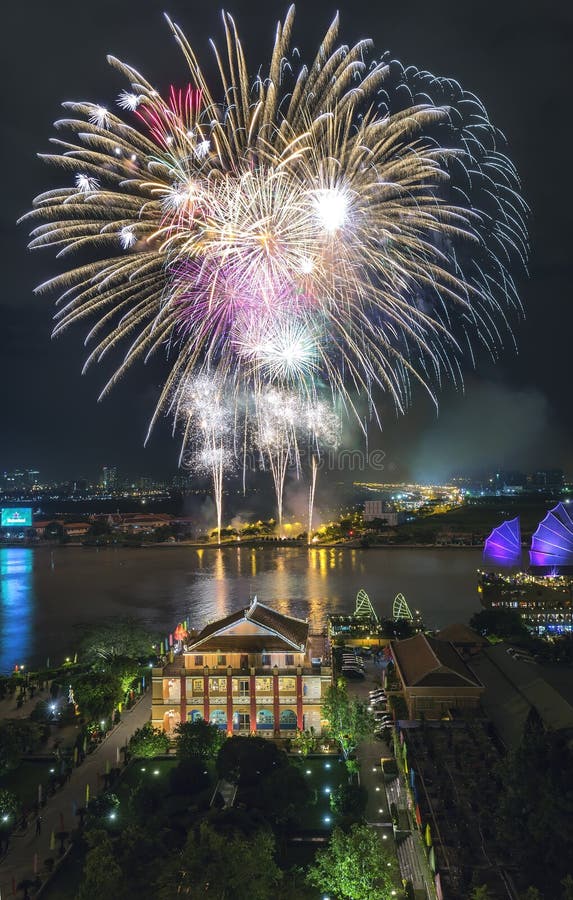 Column High Fireworks Untouched Stock Photos - Free & Royalty-Free ...