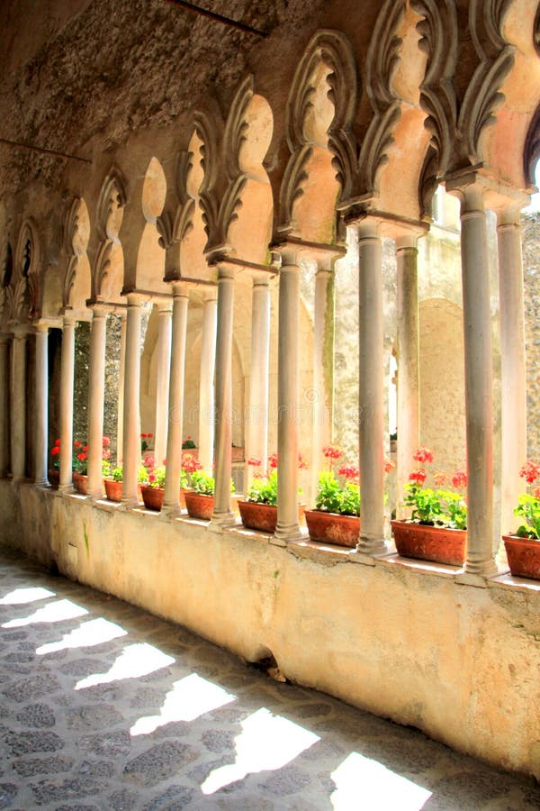 Column, Structure, Arcade, Temple Picture. Image: 125596458