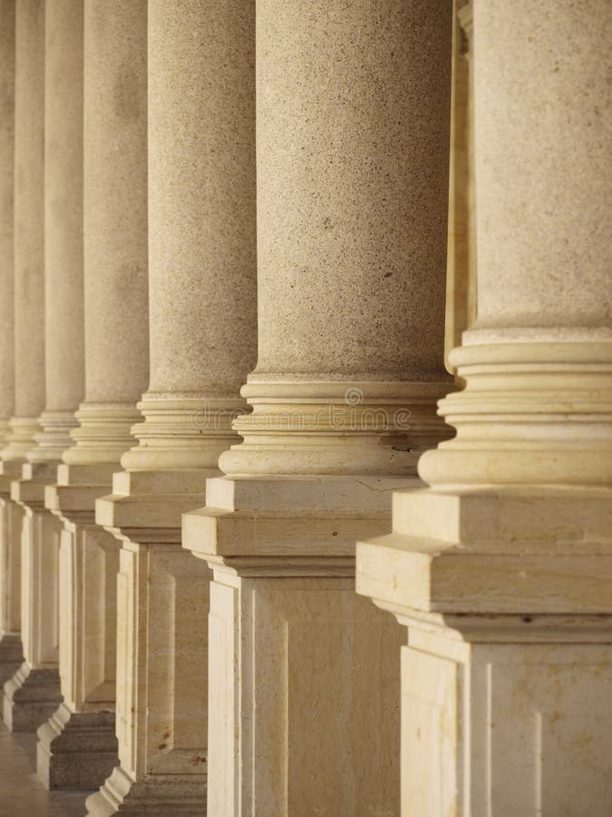 Columnas Griegas Del Estilo Imagen de archivo - Imagen de pasado ...
