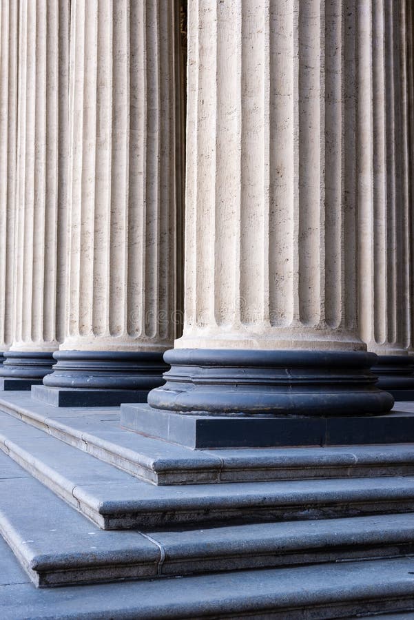 Columnas imagen de archivo. Imagen de etapa, columna - 30375983