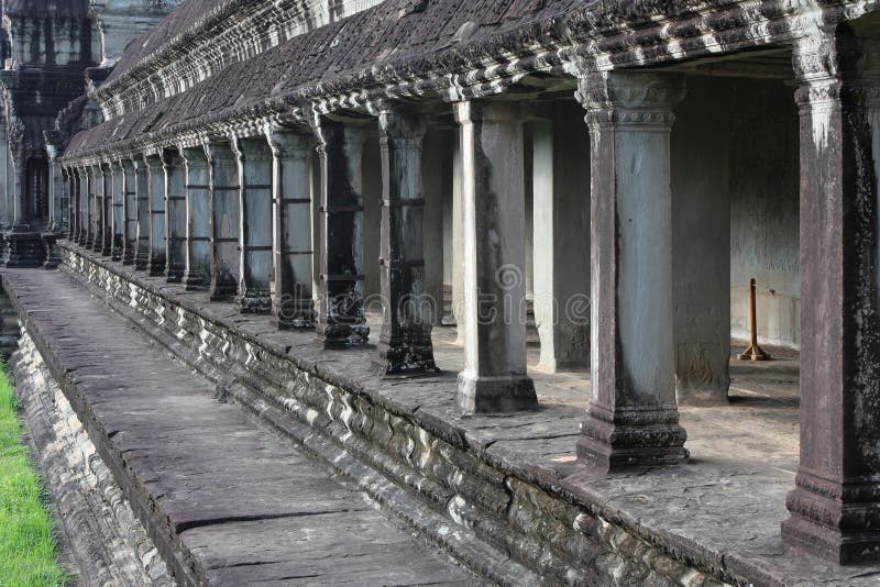 Columns in Angkor Wat Temple Stock Image - Image of khmer, heritage ...