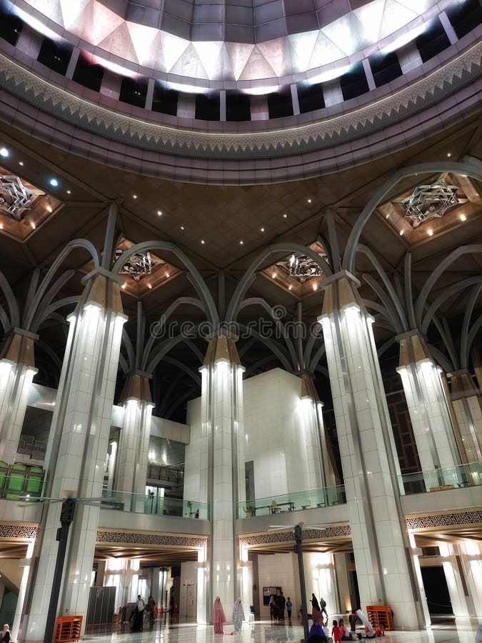 The Columns Inside the Masjid S Main Building Editorial Image - Image ...
