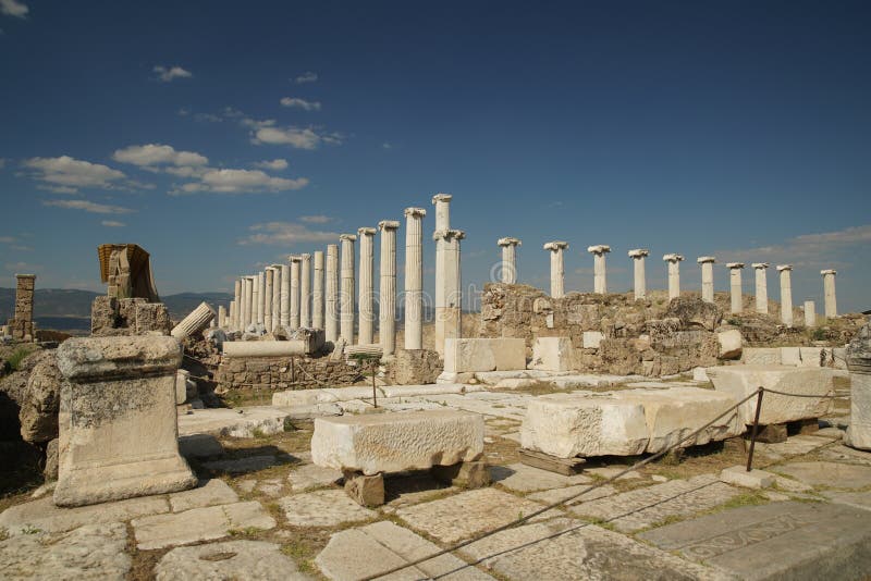Columns in Laodicea on the Lycus Ancient City in Denizli, Turkiye Stock ...