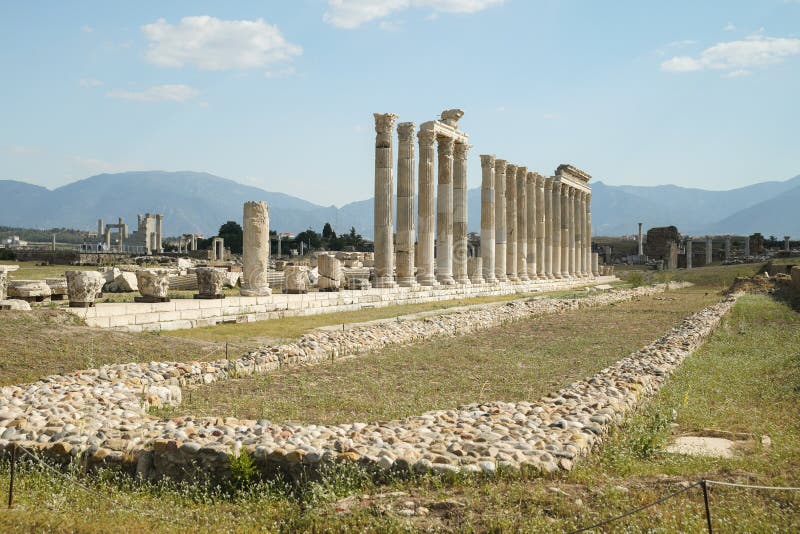 Columns in Laodicea on the Lycus Ancient City in Denizli, Turkiye Stock ...