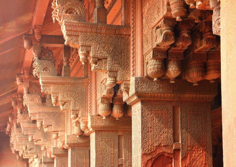 Columns in Red Fort of Agra Stock Image - Image of luxury, mausoleum ...