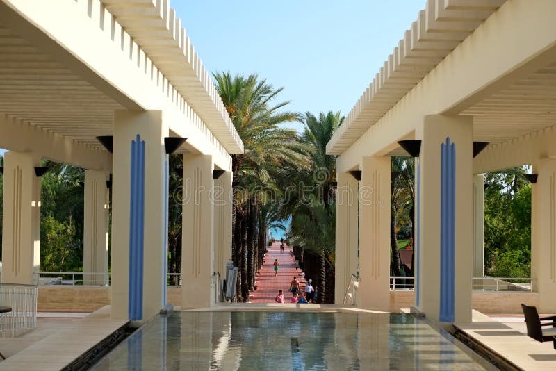 Columns and swimming pool stock photo. Image of outdoors - 36658626