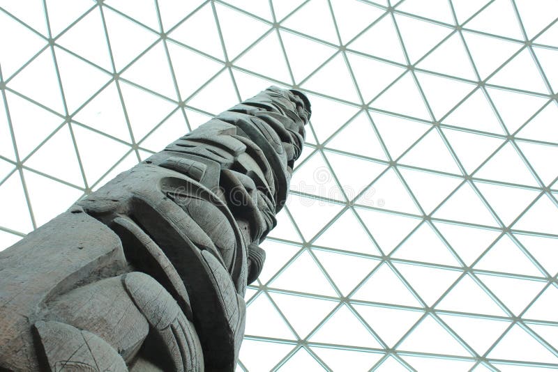 ColumnTotem in the British Museum Editorial Stock Image - Image of grey ...