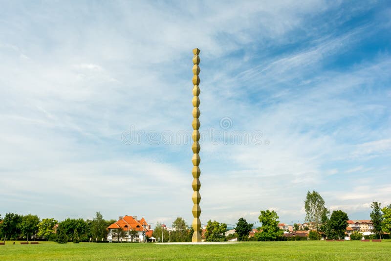 O Monumento Infinito Da Coluna Pelo Escultor Brancusi Foto Editorial ...